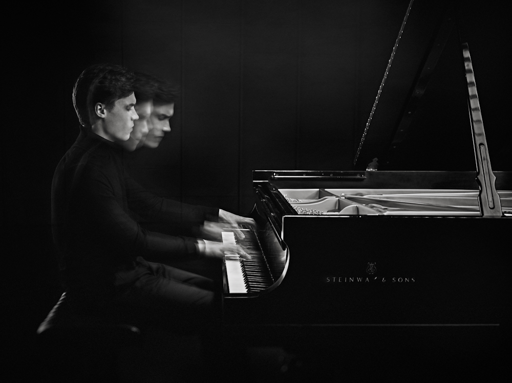 Contact - Jaeden Izik-Dzurko - Borletti-Buitoni Trust